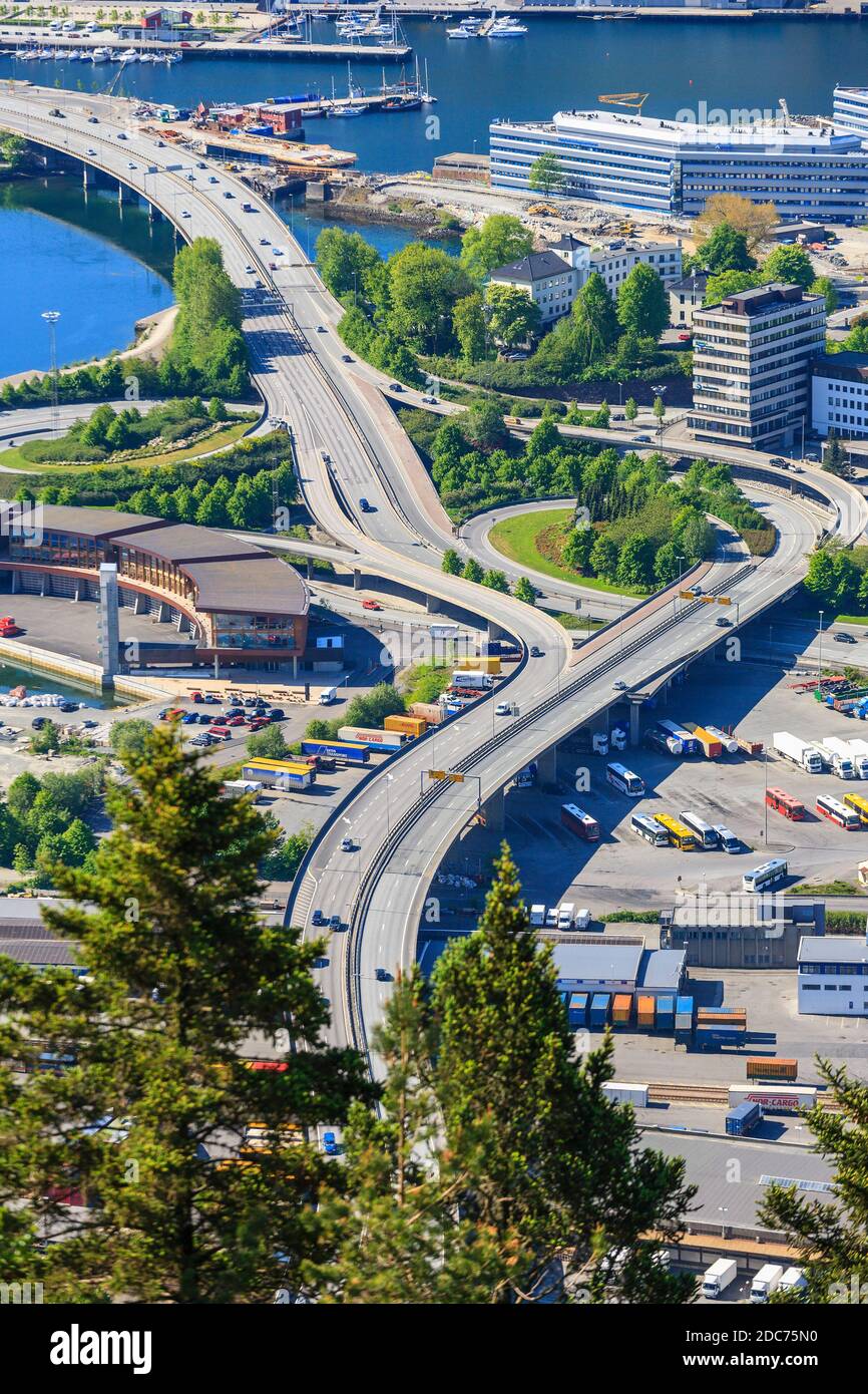 Grade separation hi-res stock photography and images - Alamy