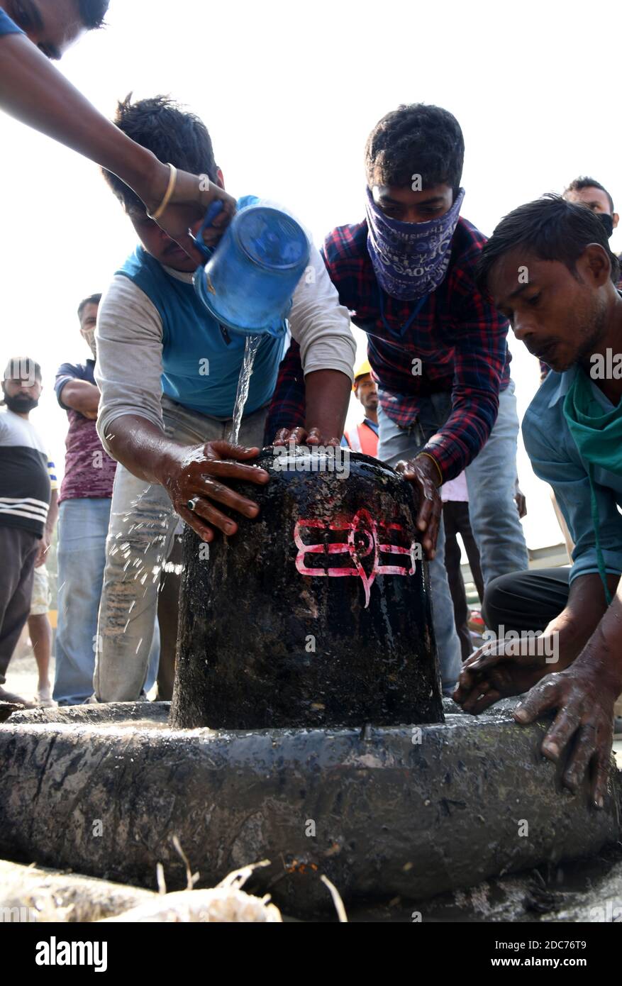 Aniconic representation hi-res stock photography and images - Alamy