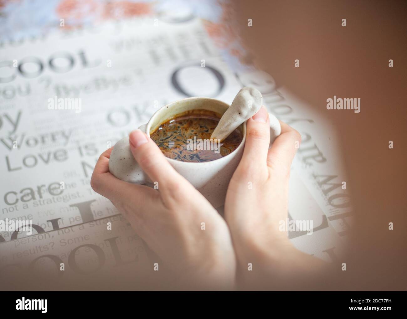 Mug of coffee hands hi-res stock photography and images - Alamy
