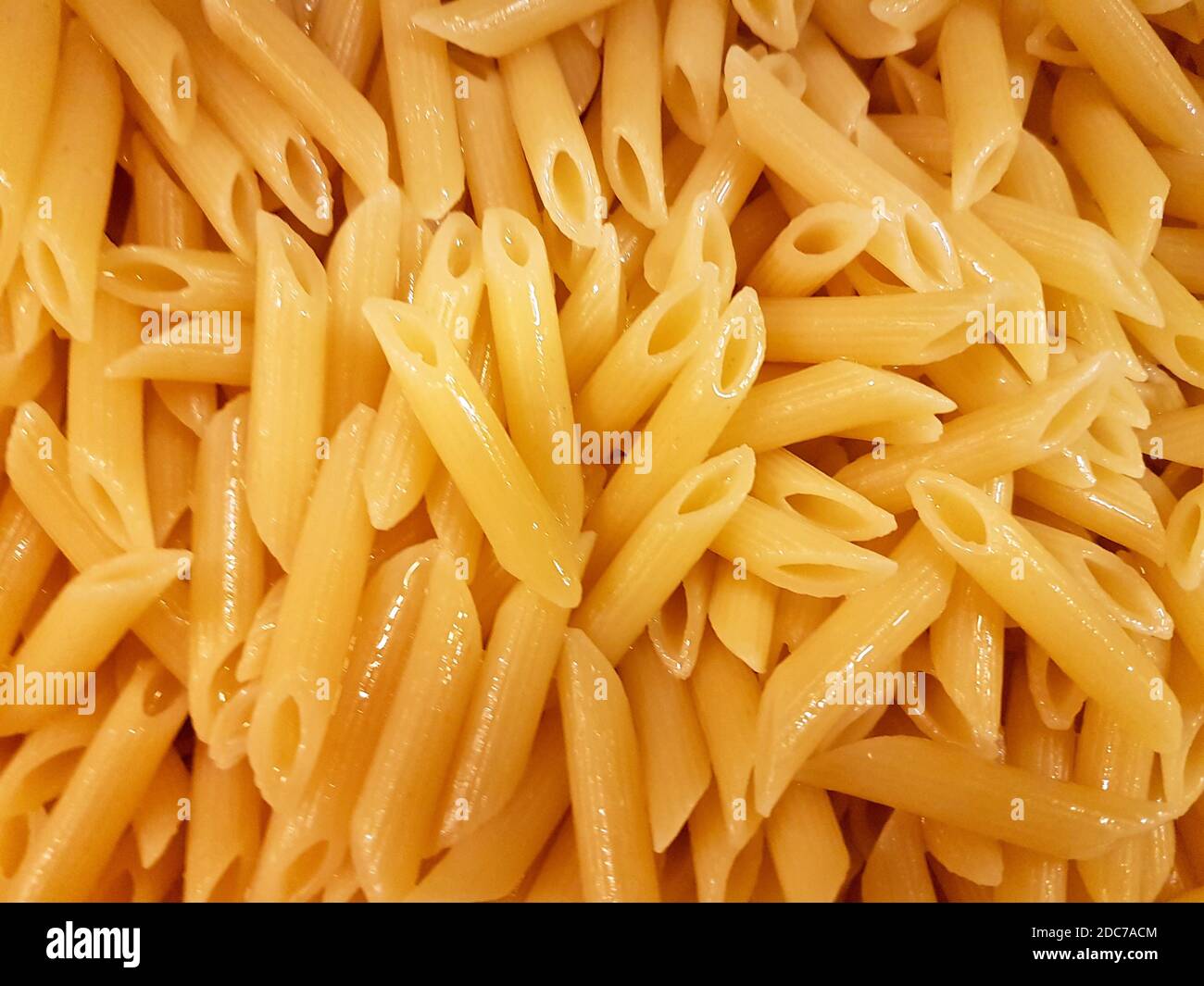 White macaroni, pasta macaroni. Shot from above Stock Photo - Alamy