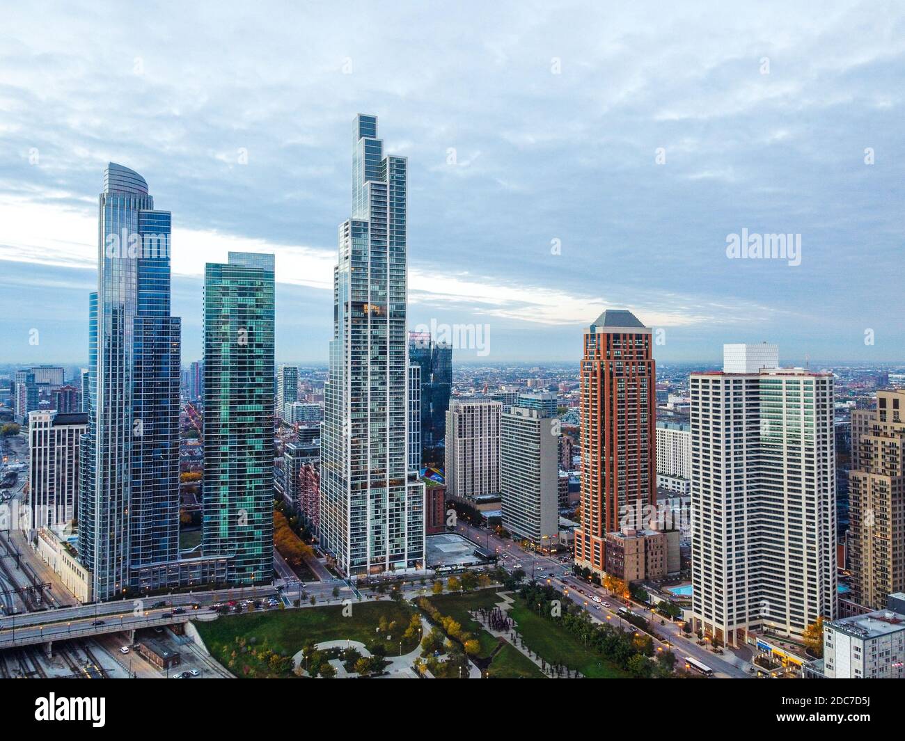 Aerial Pictures of the University of Chicago + Jackson Park Stock Photo ...
