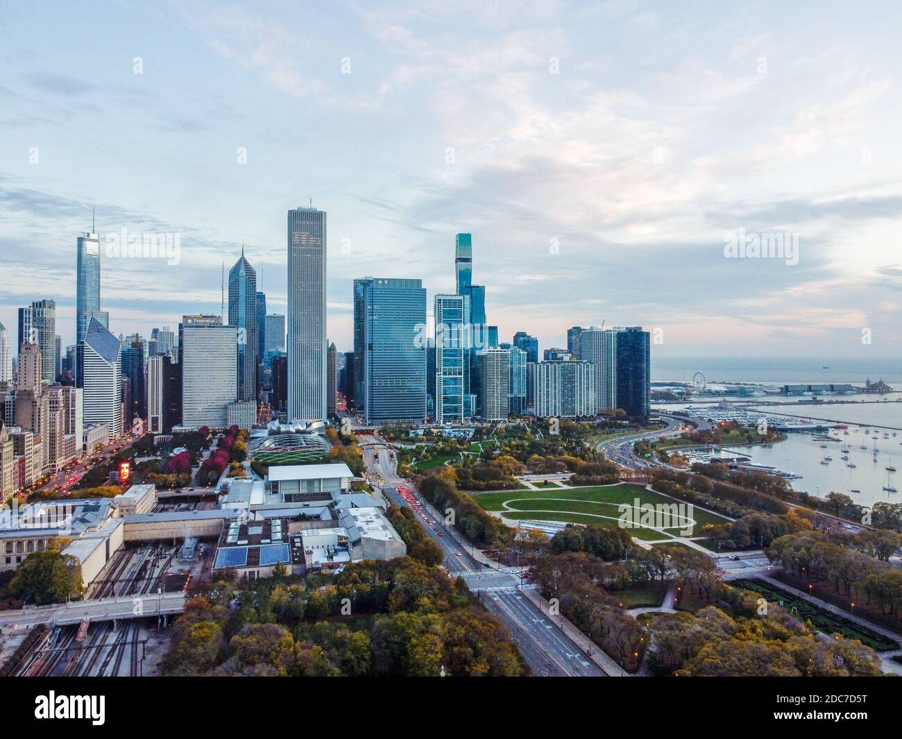 Aerial Pictures of the University of Chicago + Jackson Park Stock Photo ...