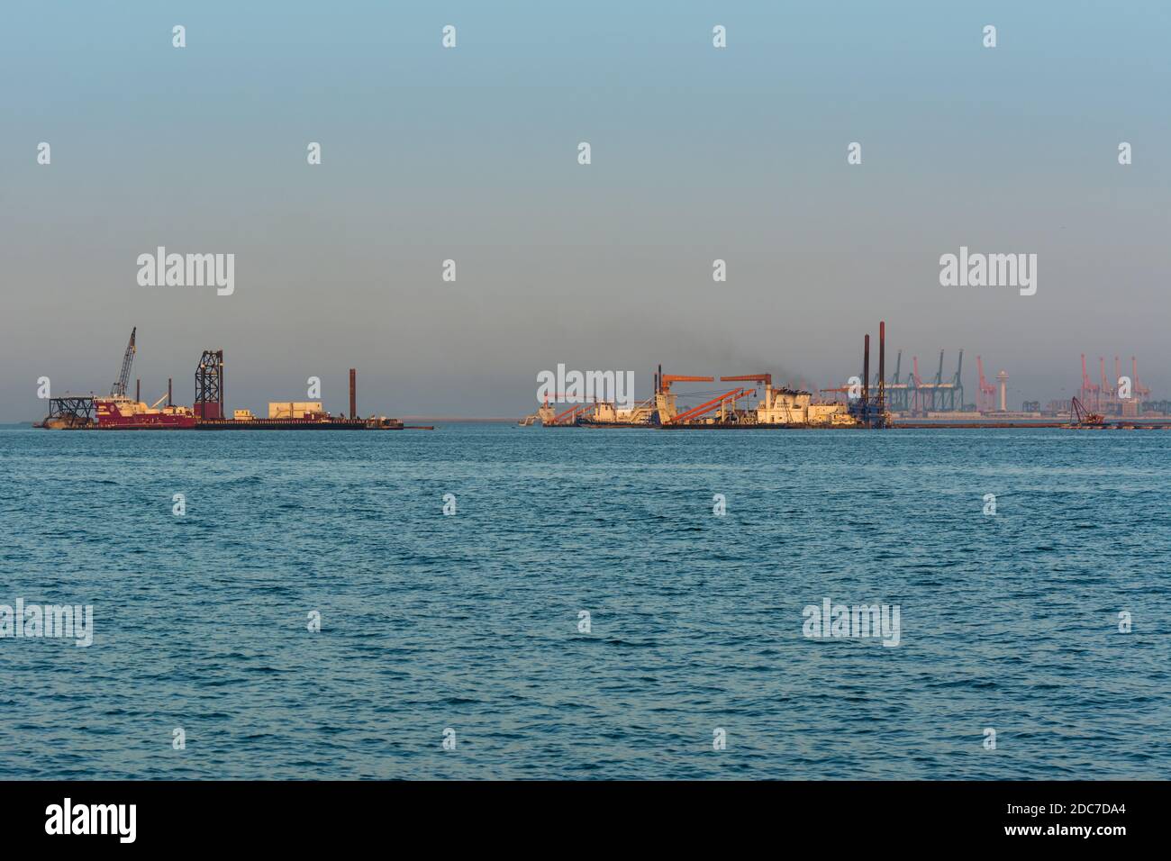 Dammam well saudi arabia hi-res stock photography and images - Alamy