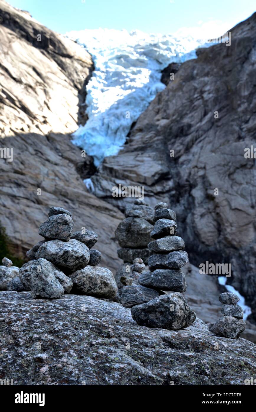Rockpile pile of rocks hi-res stock photography and images - Alamy
