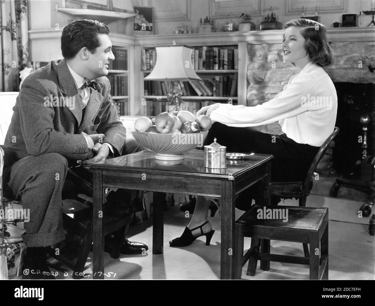 Holiday 1938 katharine hepburn hi-res stock photography and images - Alamy