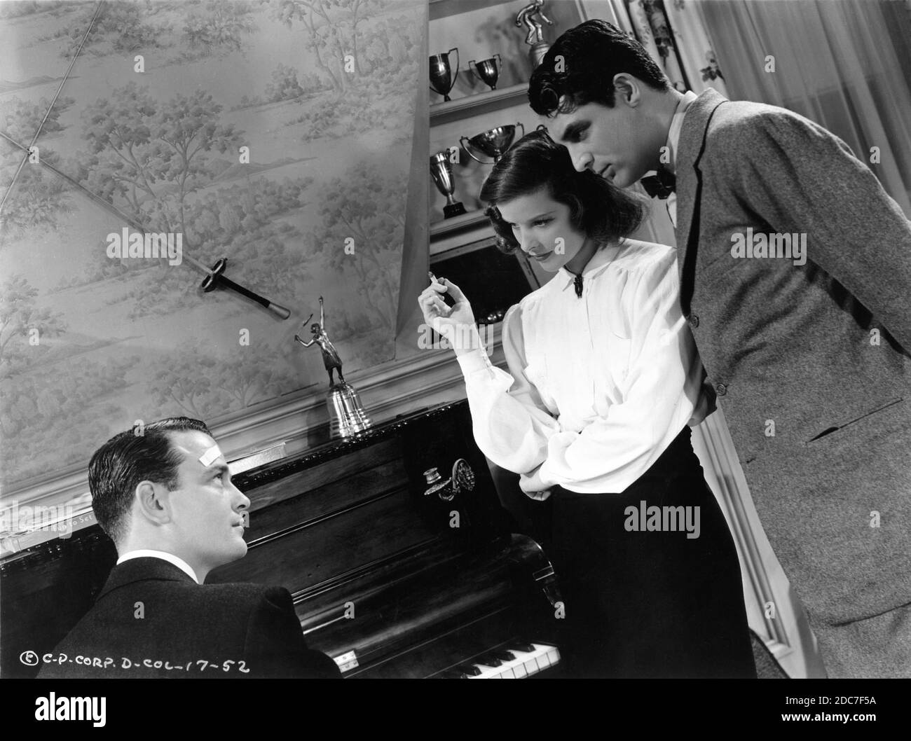 Holiday 1938 katharine hepburn hi-res stock photography and images - Alamy