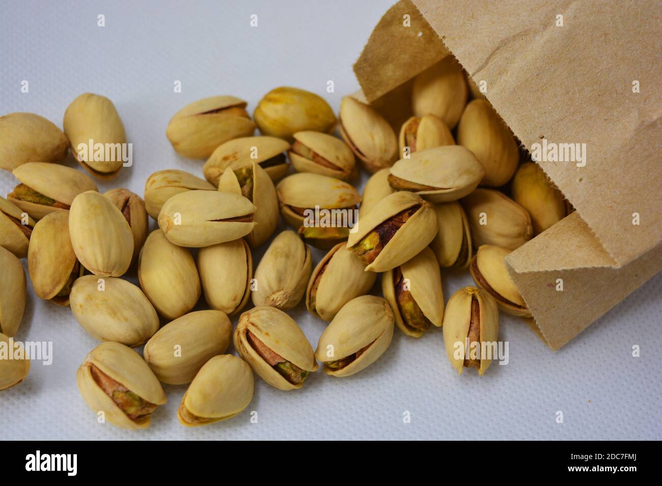 Delicious and healthy green pistachio tree nuts, dever fruits ...