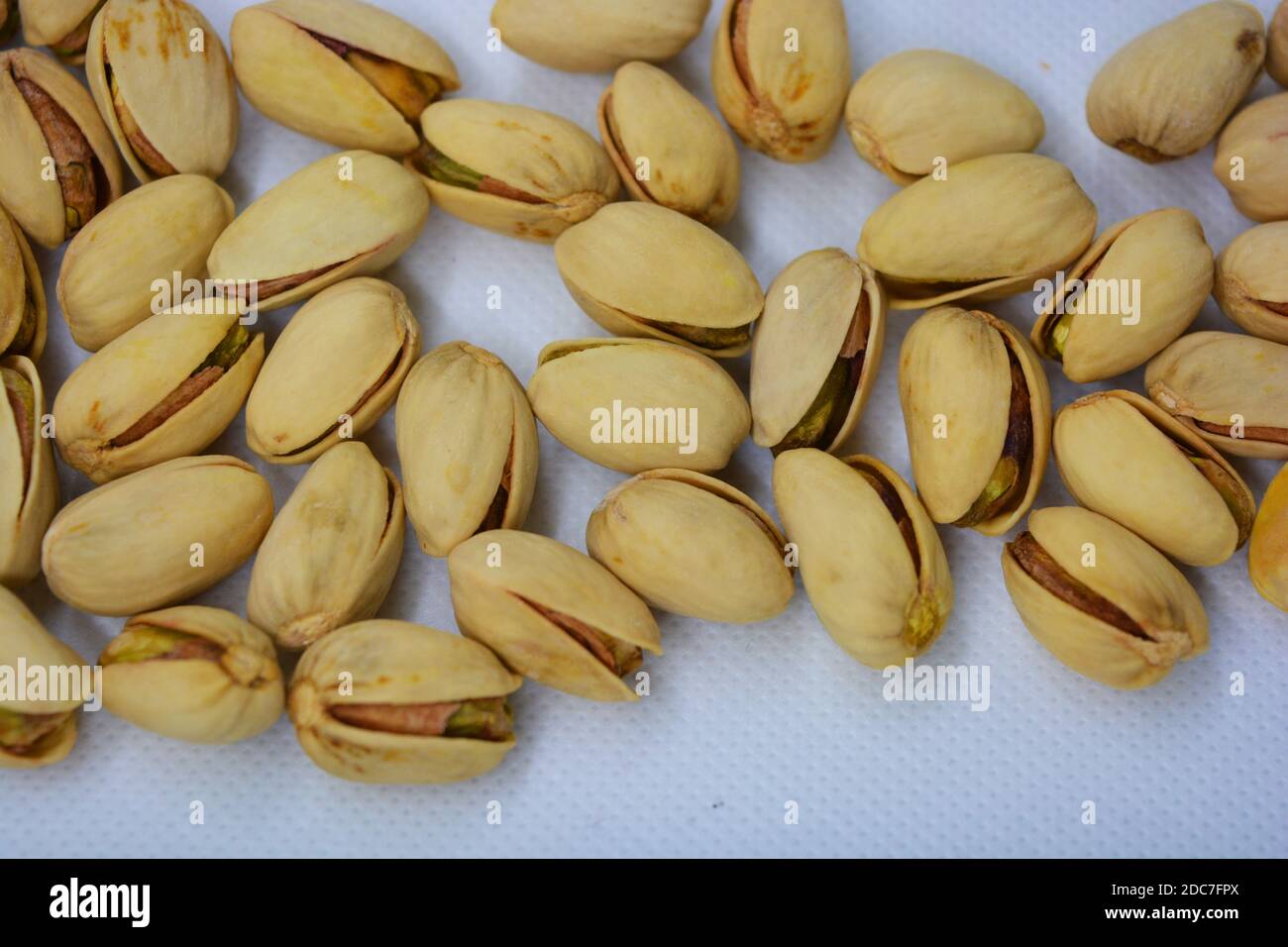 Delicious and healthy green pistachio tree nuts, dever fruits ...