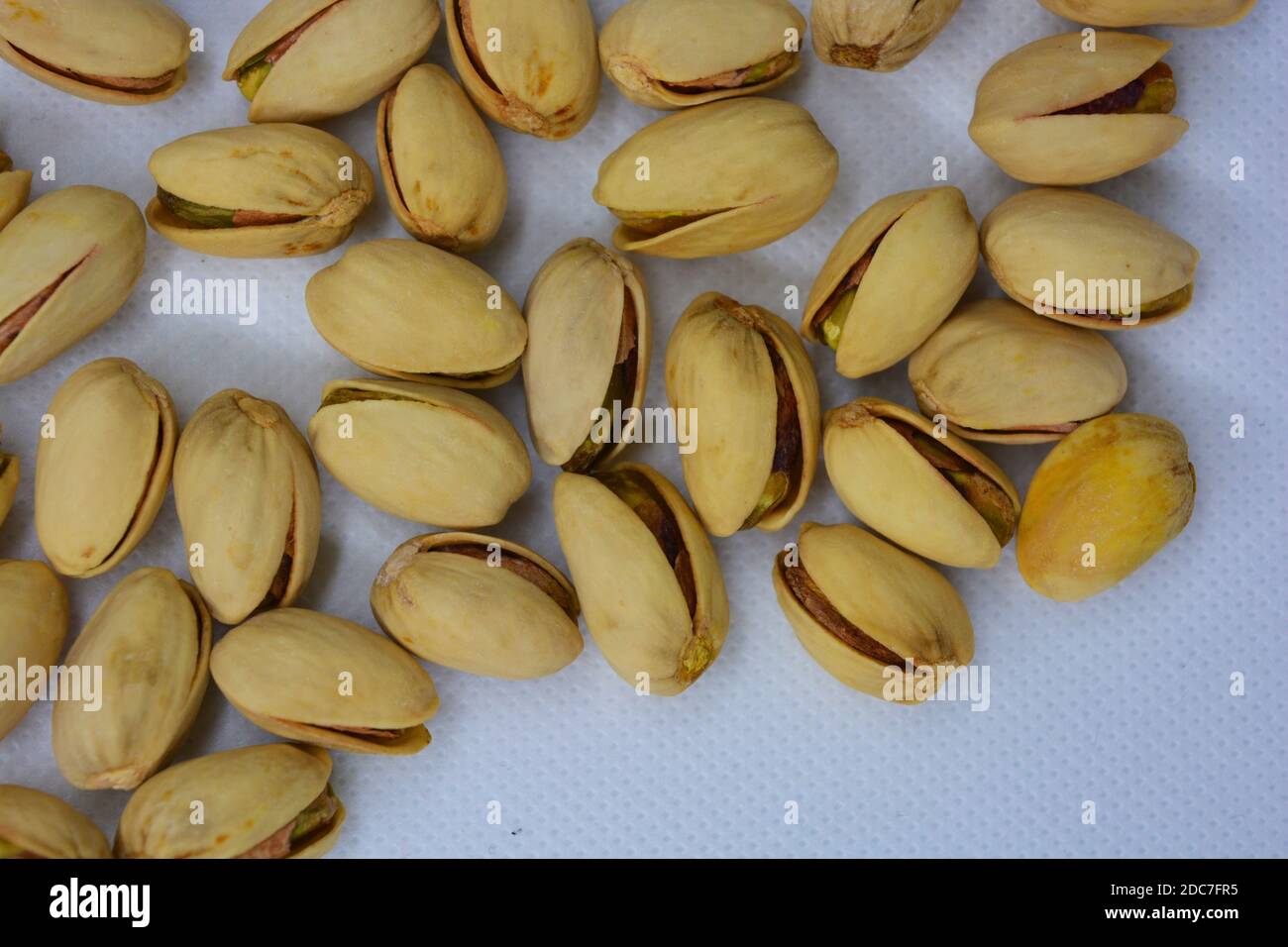 Delicious and healthy green pistachio tree nuts, dever fruits ...