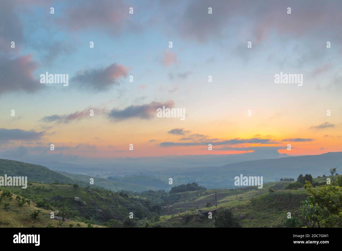 Light colored mountains hi-res stock photography and images - Alamy