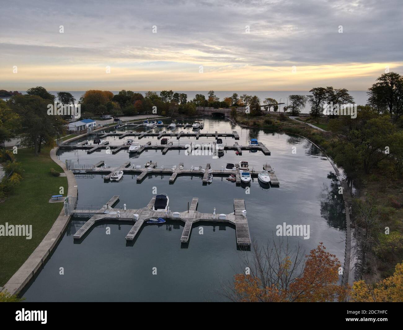 Aerial Views of Chicago Skyline + Fall Colors Stock Photo - Alamy