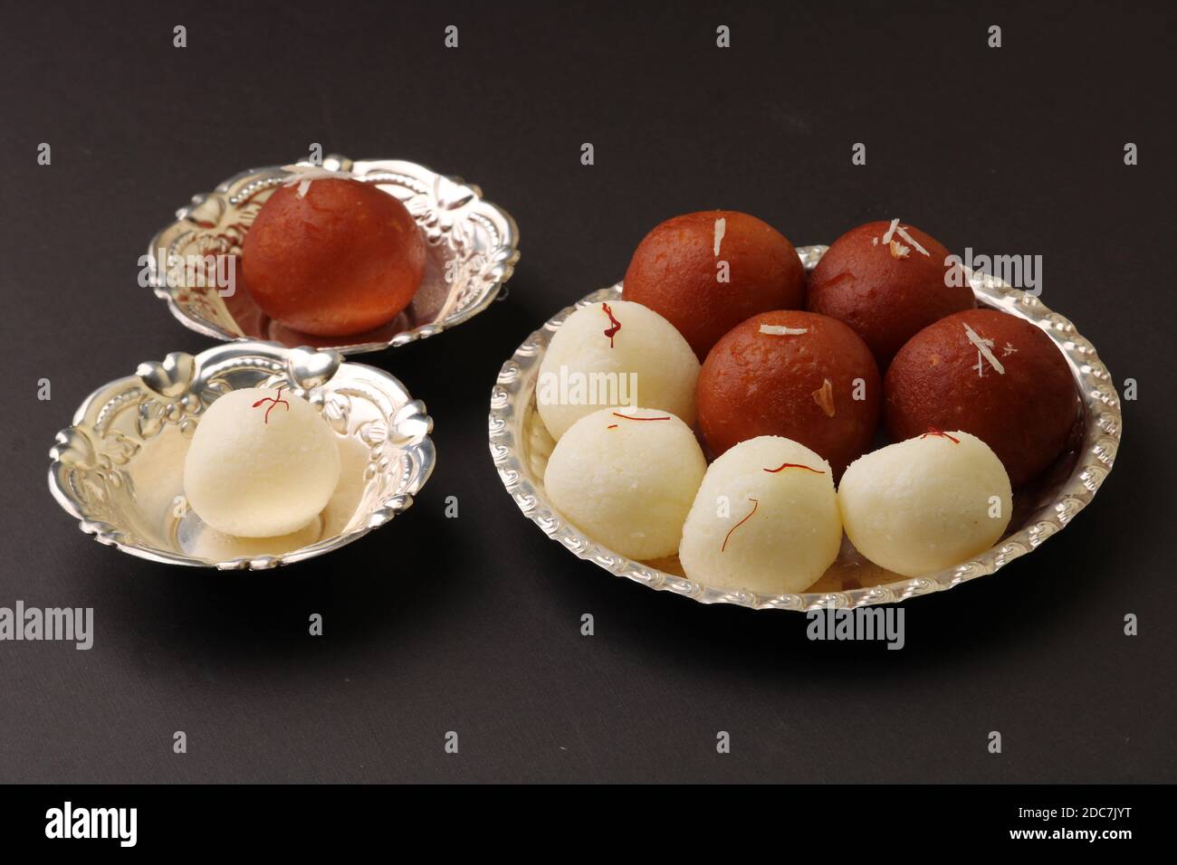 Rasgulla And Gulab Jamun