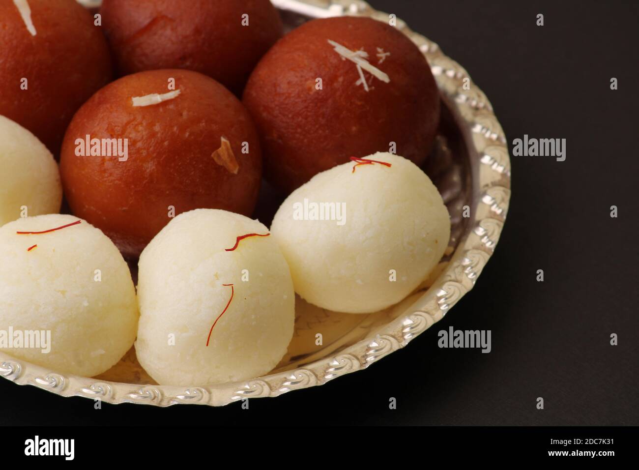 Famous sweets of india hi-res stock photography and images - Alamy