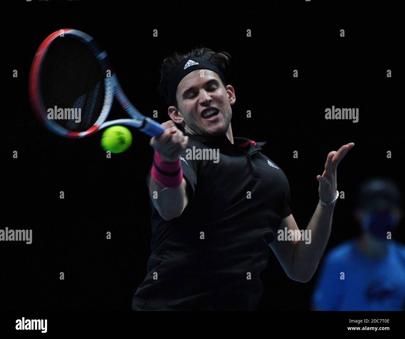 London, UK. 19th Nov, 2020. London 02 Arena Nitto ATP Finals Day 5 London 2020 Group Round robin ...