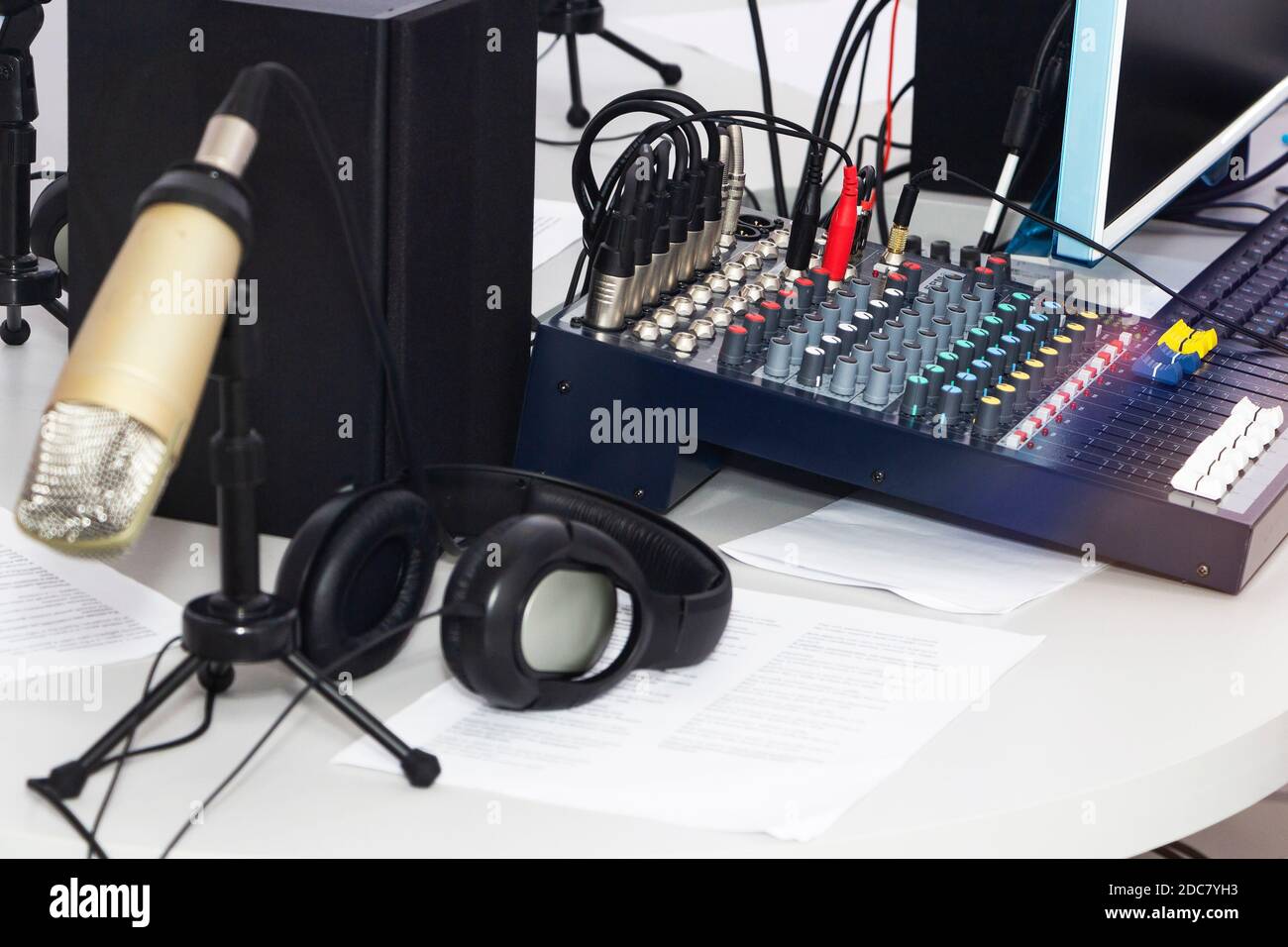 microphone and mixing table, sound, Studio background Stock Photo - Alamy