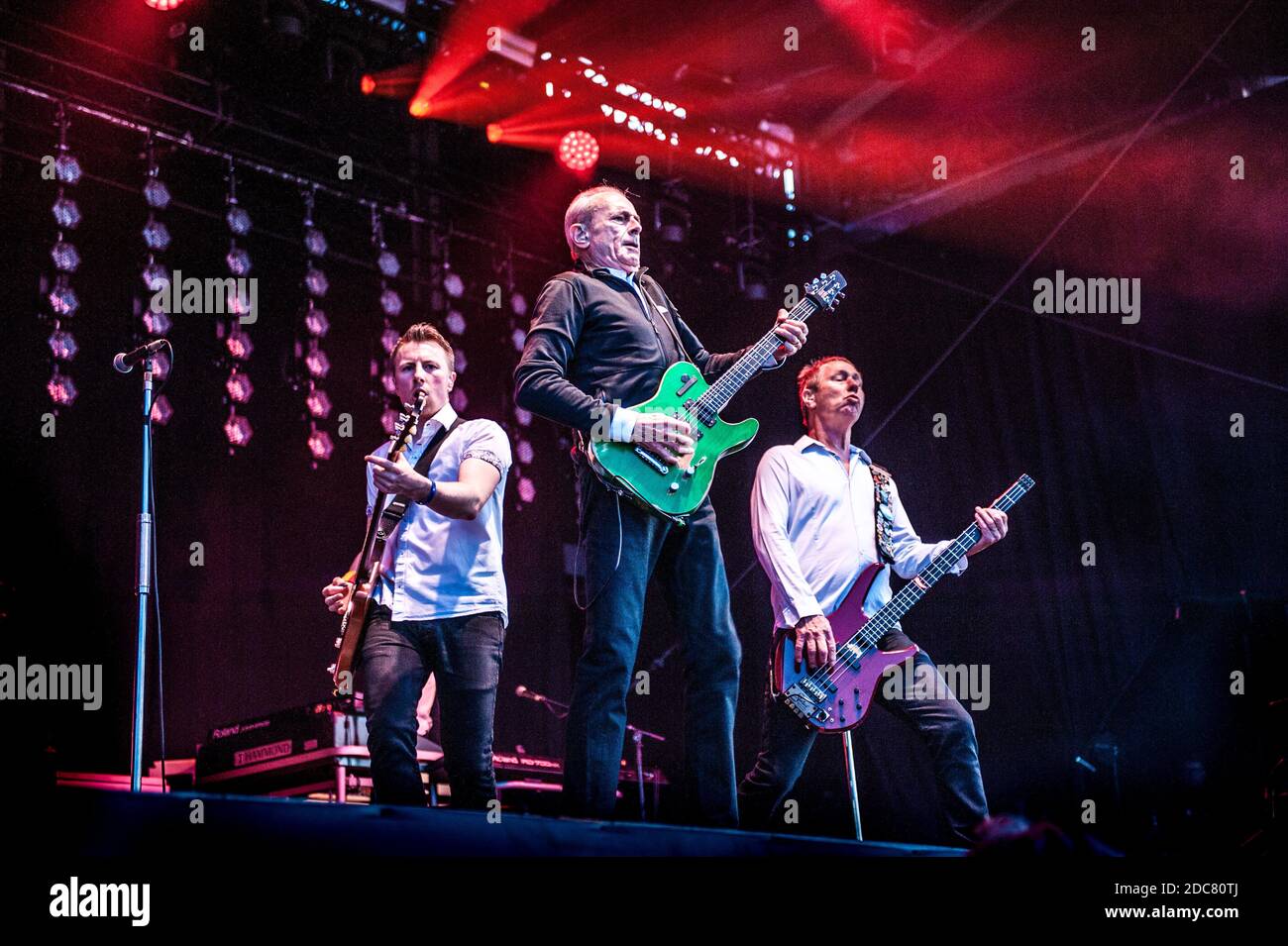 Status Quo Live Stock Photo - Alamy