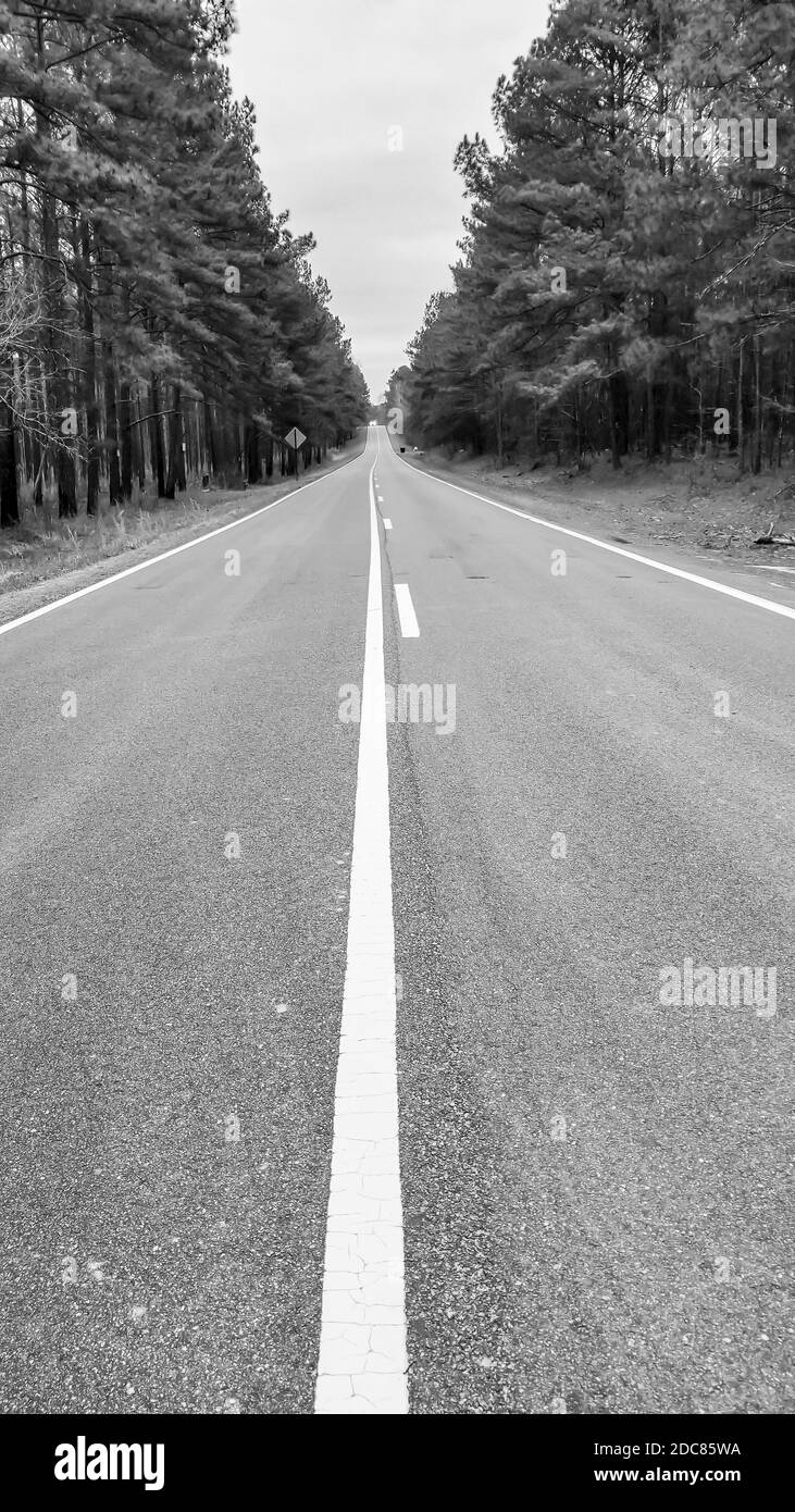Empty highway Black and White Stock Photos & Images - Alamy
