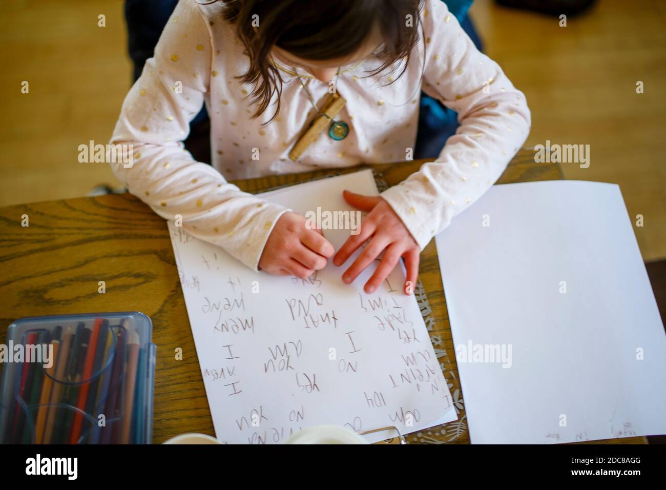 School child writing 5 year old hi-res stock photography and images - Alamy