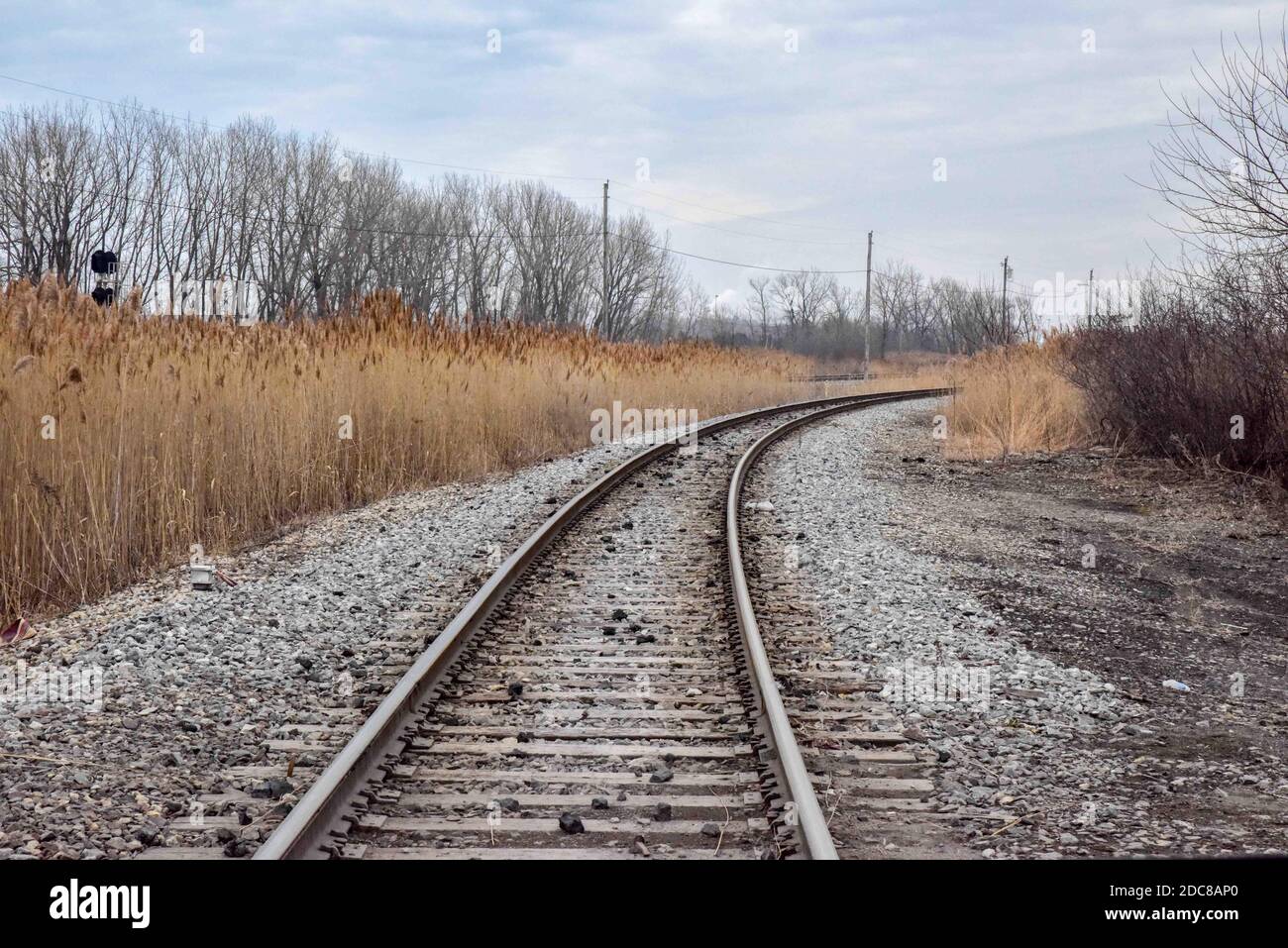 Empty train lines hi-res stock photography and images - Alamy