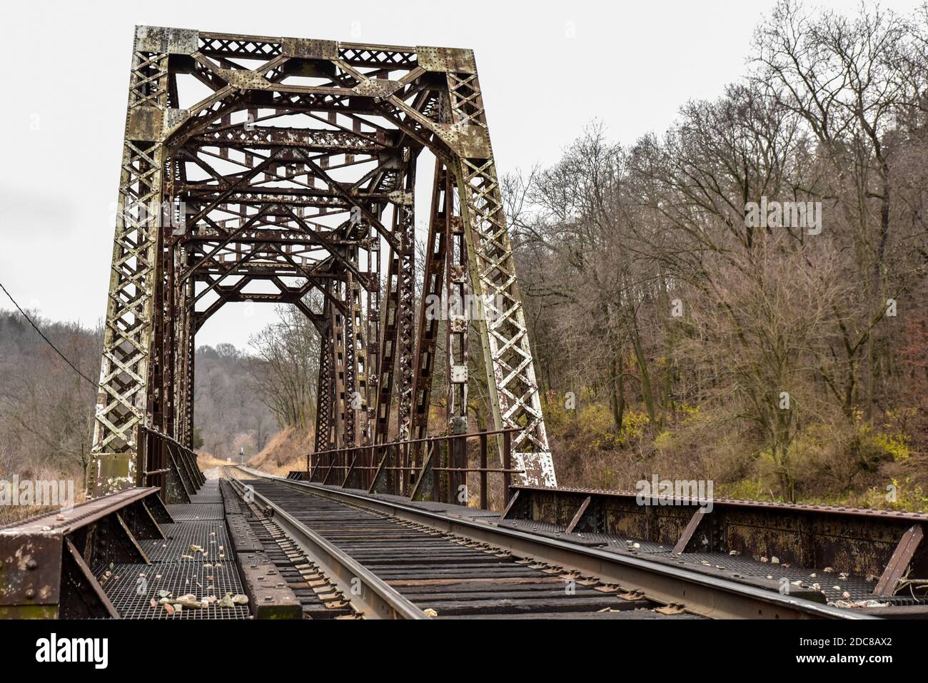 vintage metal and steel railway bridge in the rural countryside Stock ...