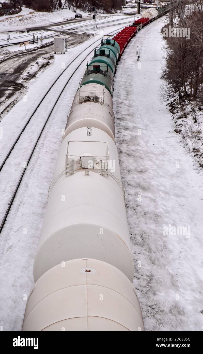 Winding Train Tracks High Resolution Stock Photography and Images - Alamy