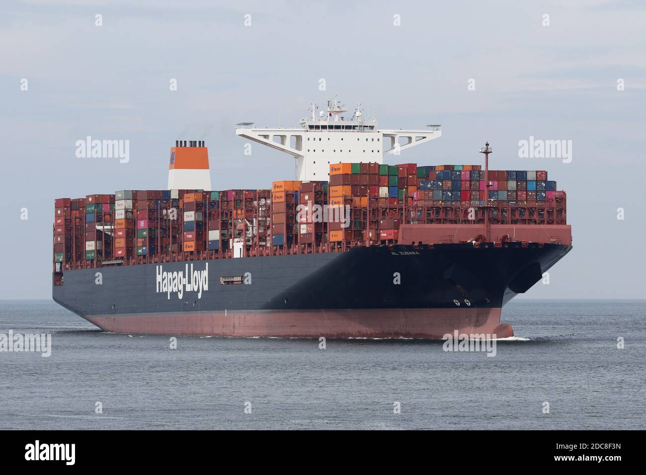The container ship Al Zubara will pass Cuxhaven on August 20, 2020 on ...