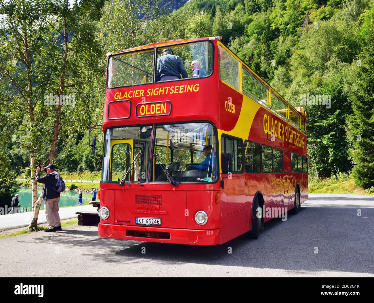 Olden Glacier Sightseeing open top bus CF 65246, a MAN SD200 with ...