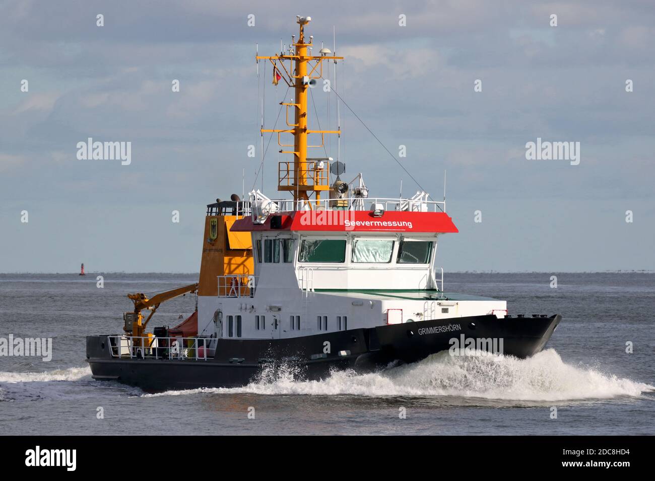Survey ship hi-res stock photography and images - Alamy