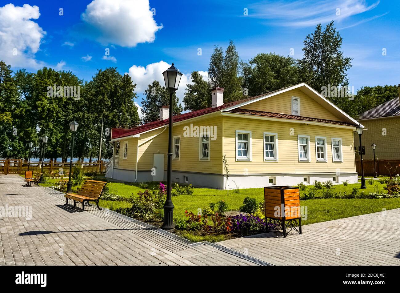 Tchaikovsky museum park hi-res stock photography and images - Alamy