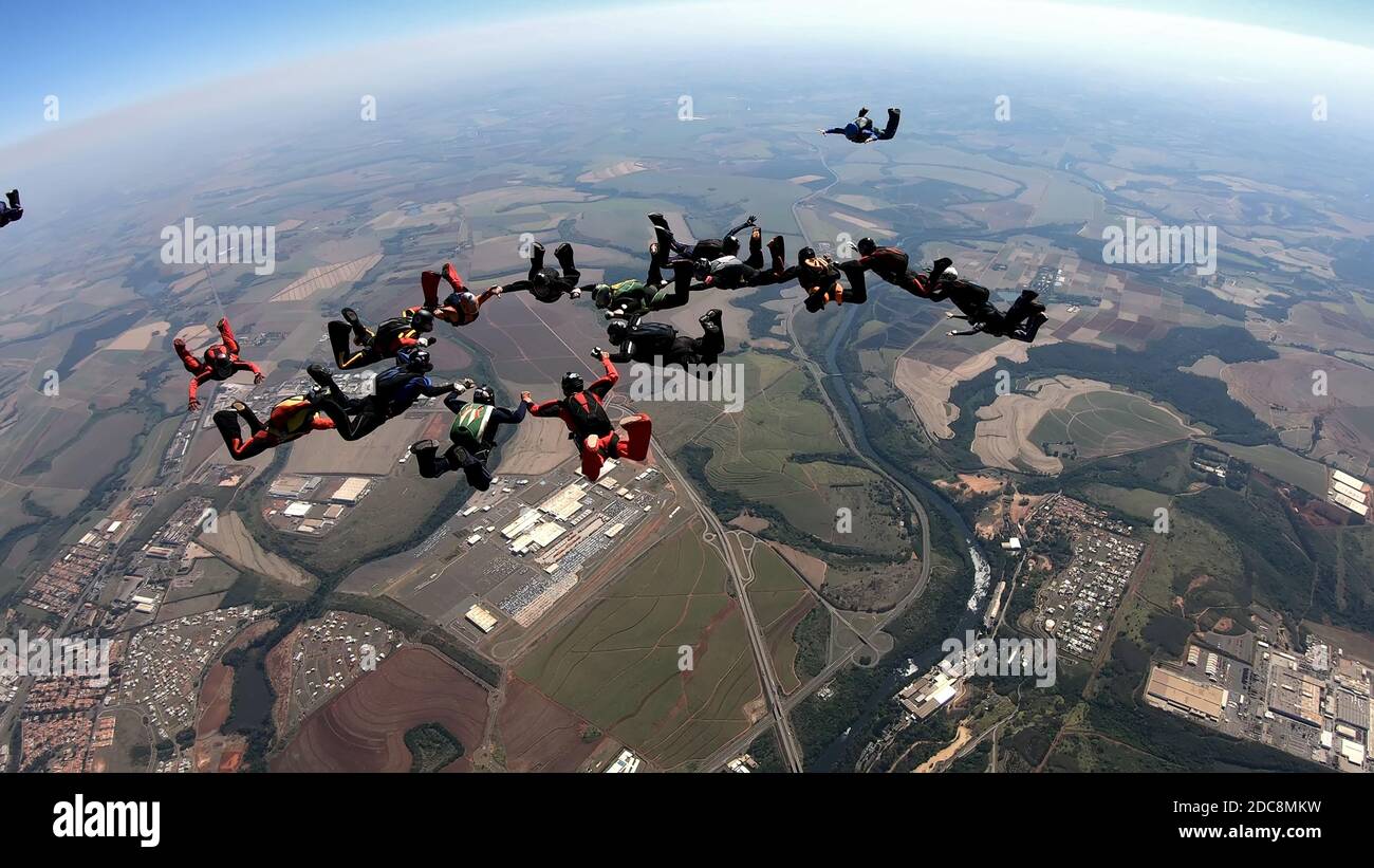 High dive stunt hi-res stock photography and images - Alamy