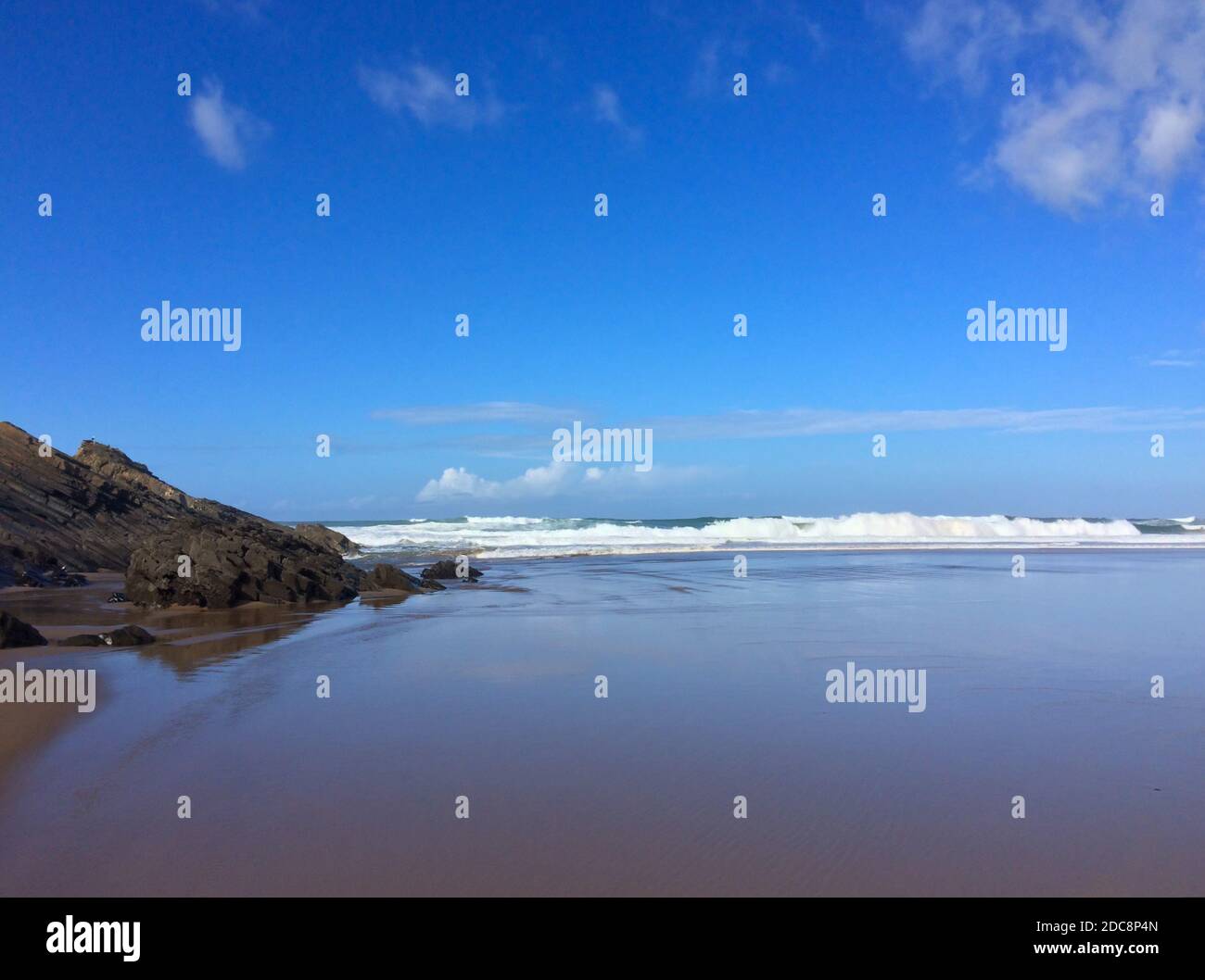 Beautiful seascape rocks hi-res stock photography and images - Alamy