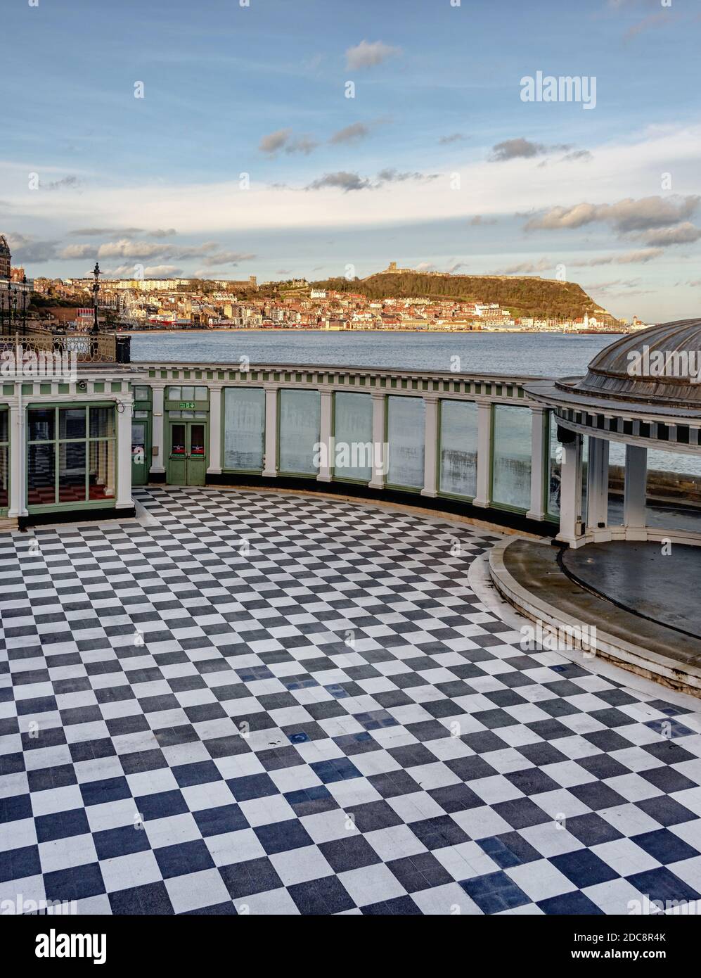 Scarborough spa scarborough spa theatre hi-res stock photography and ...