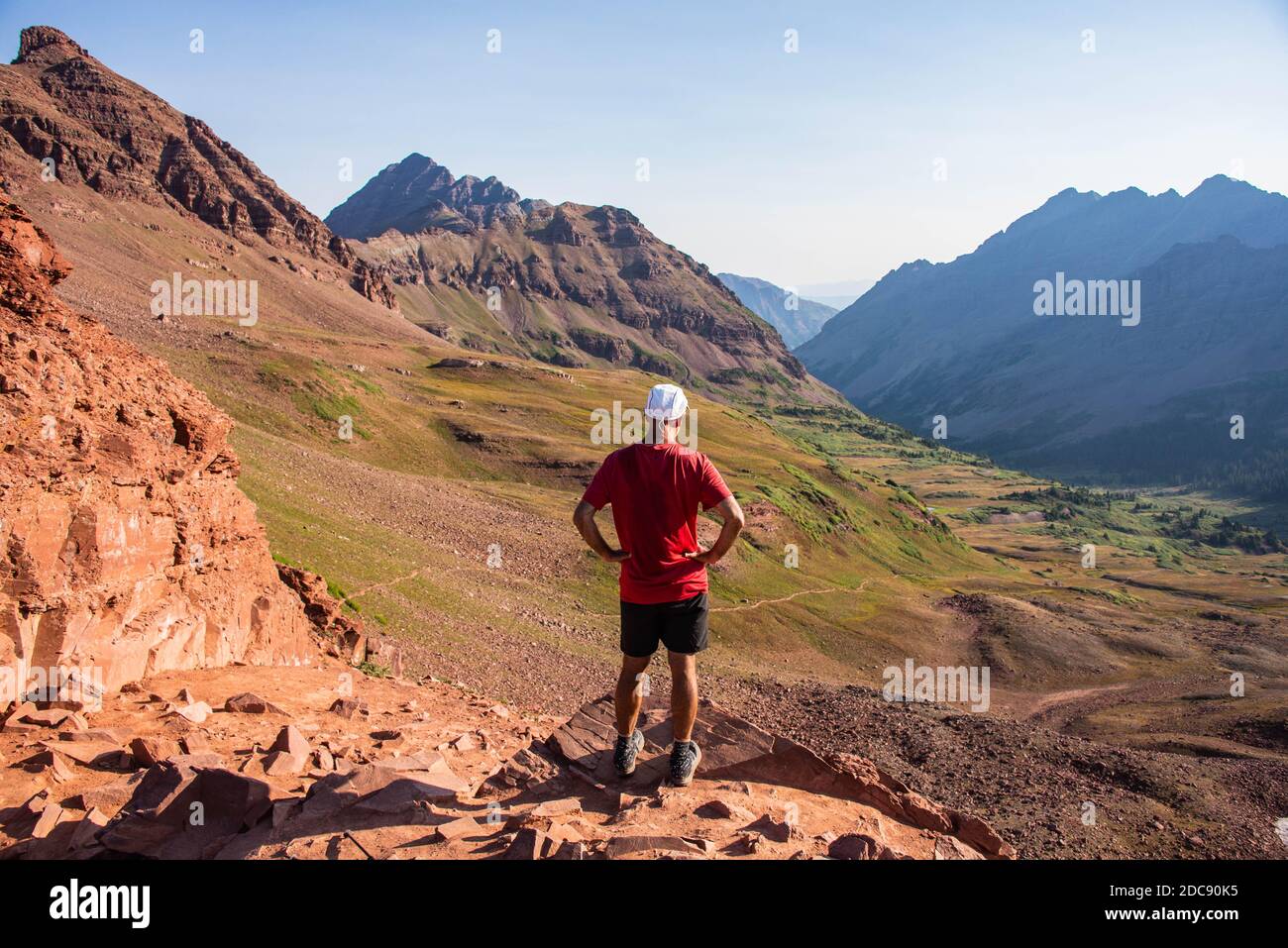 Climbing to West Maroon Pass on the Maroon Bells Loop, Aspen, Colorado ...