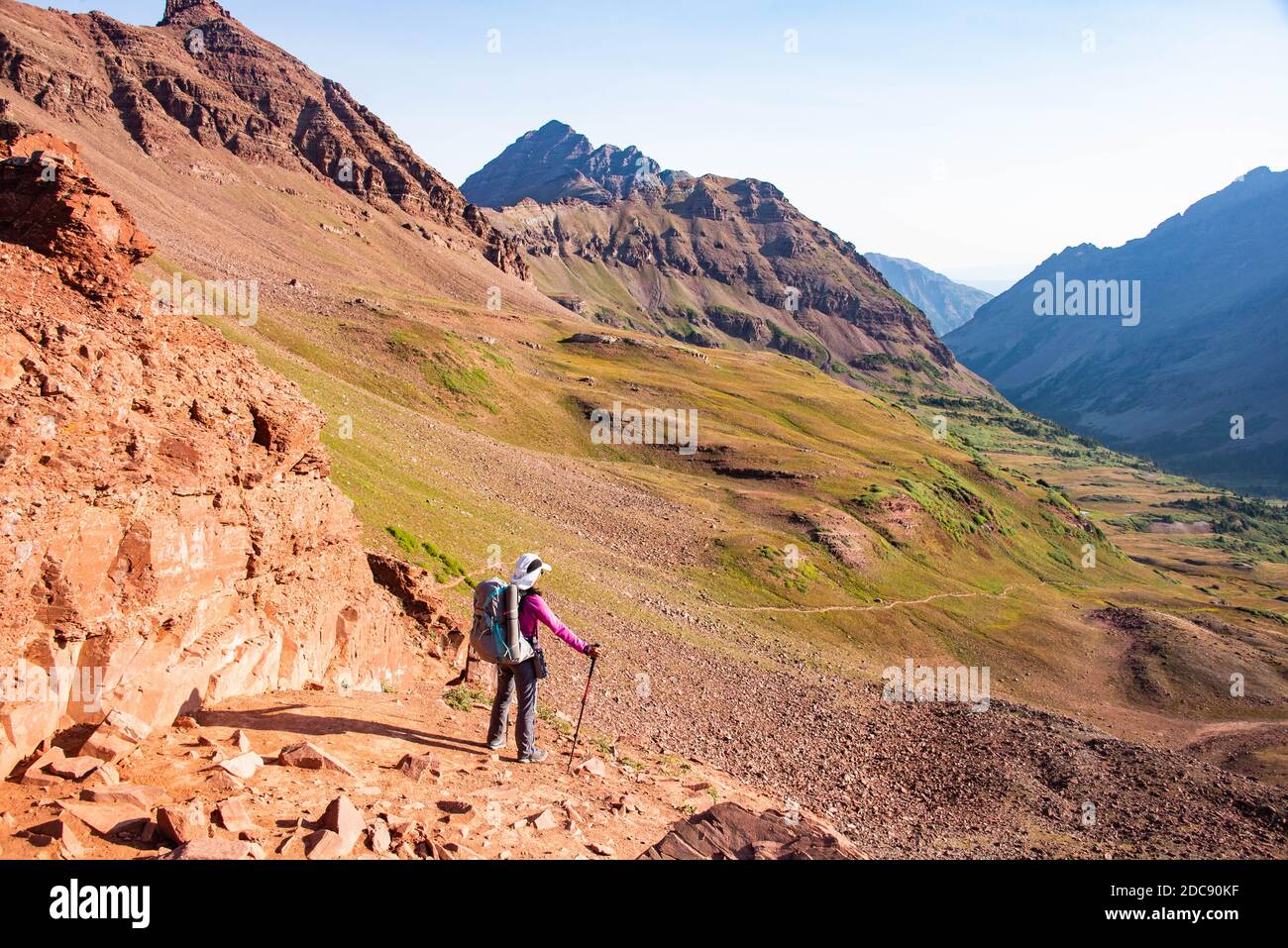 Climbing to West Maroon Pass on the Maroon Bells Loop, Aspen, Colorado ...