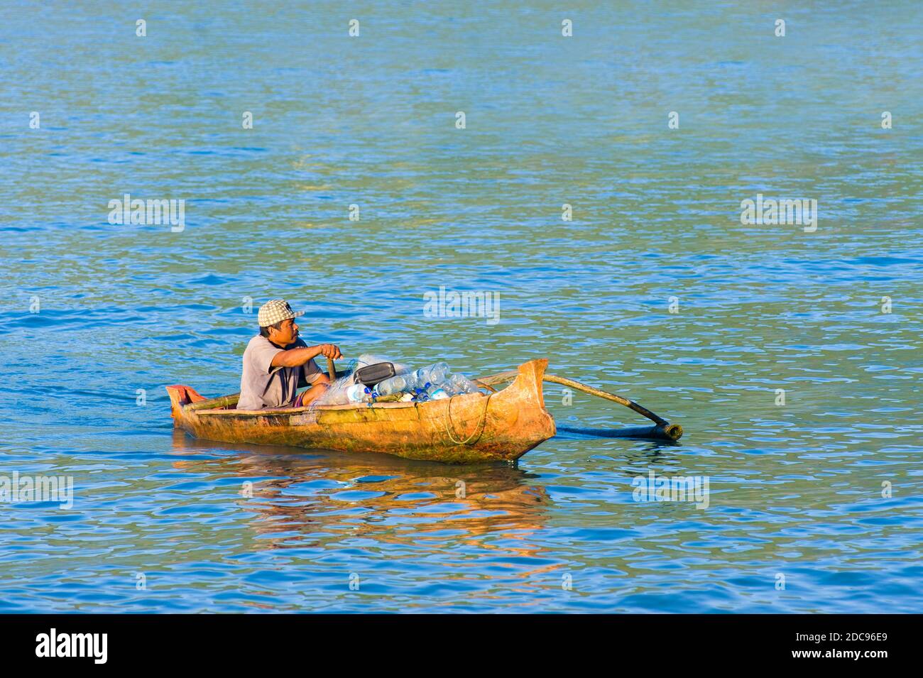 Coastal fishermen indonesia hi-res stock photography and images - Alamy