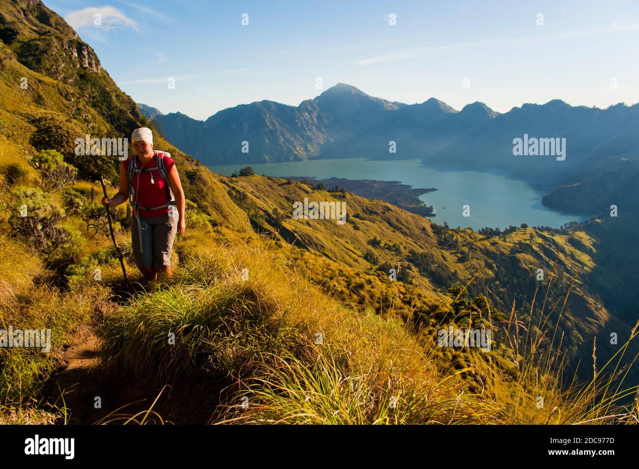 Tourists Walking along a Ridge on the Three Day Mount Rinjani Trek ...