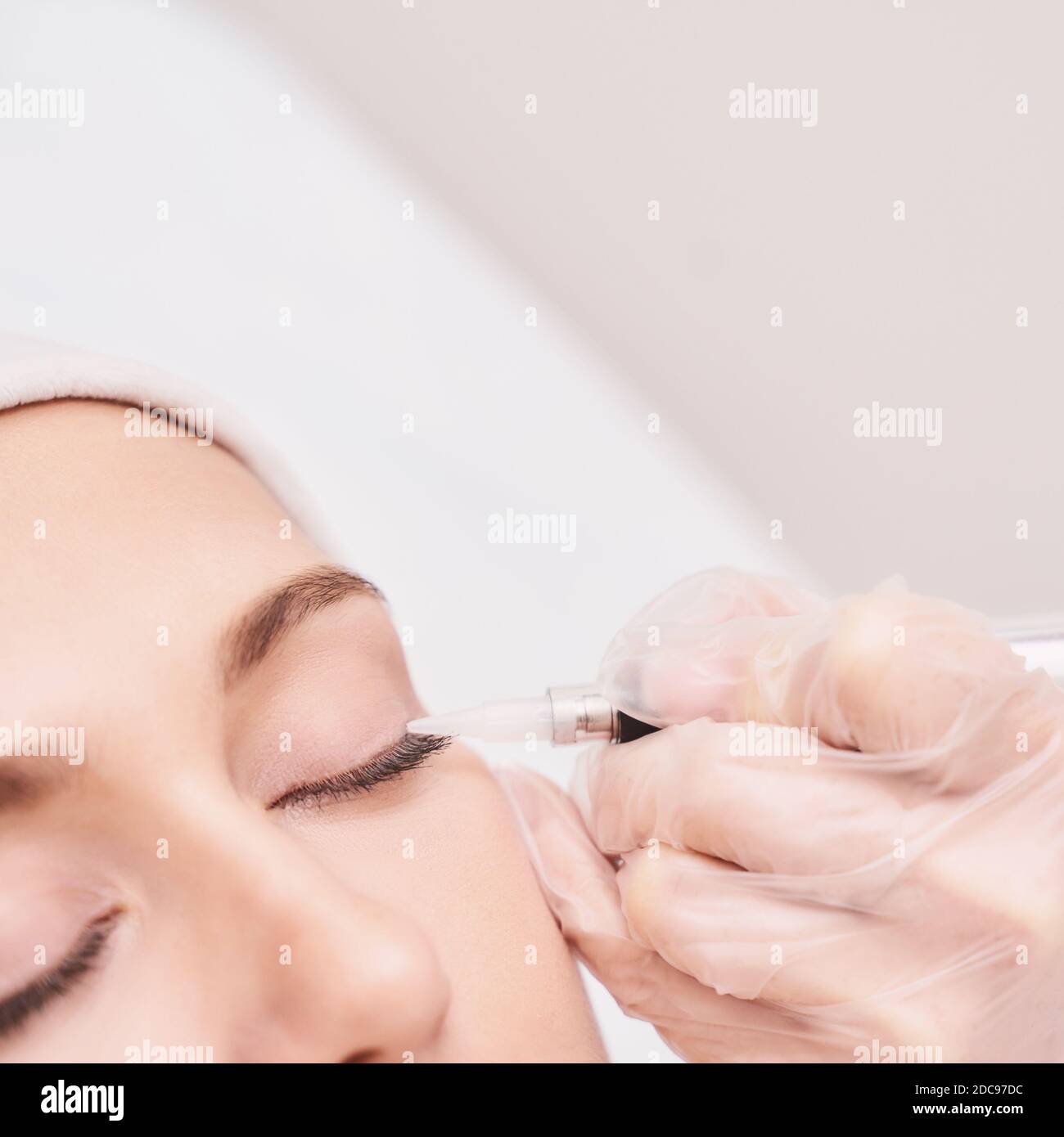 Permanent makeup. Beauty spa procedure. Beauty young woman Stock Photo ...