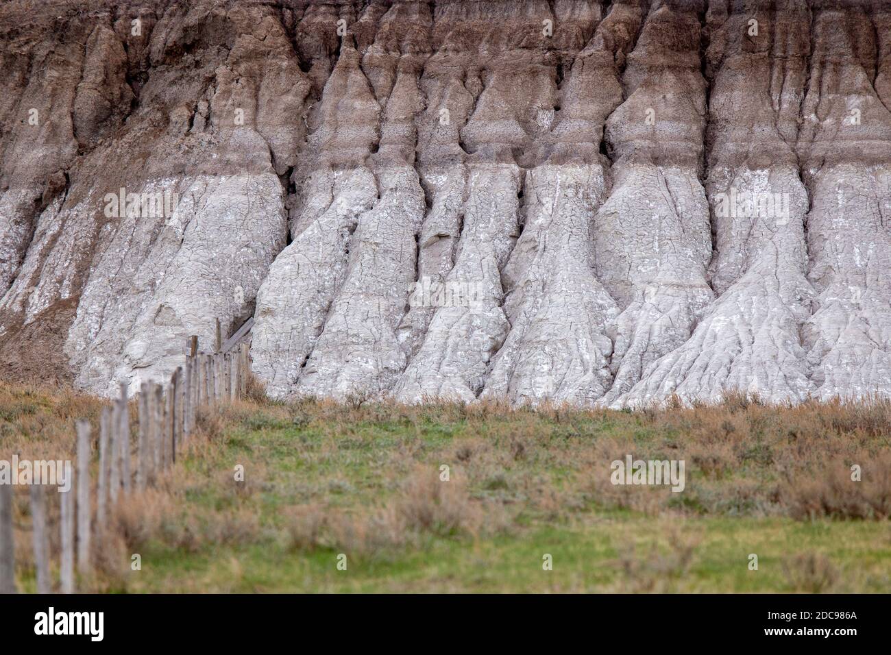 Saskatchewan Canada Badlands Big Muddy Formations Scenic Stock Photo ...