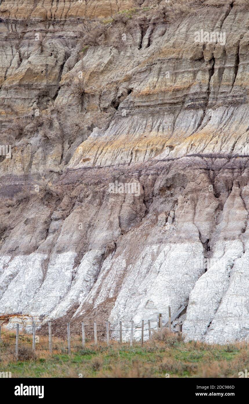 Saskatchewan Canada Badlands Big Muddy Formations Scenic Stock Photo ...
