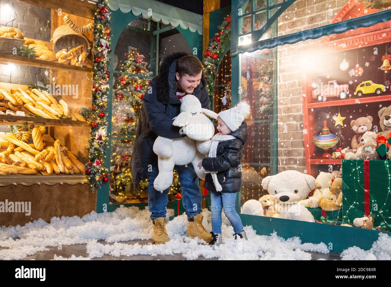 Toy shop christmas hi-res stock photography and images - Alamy