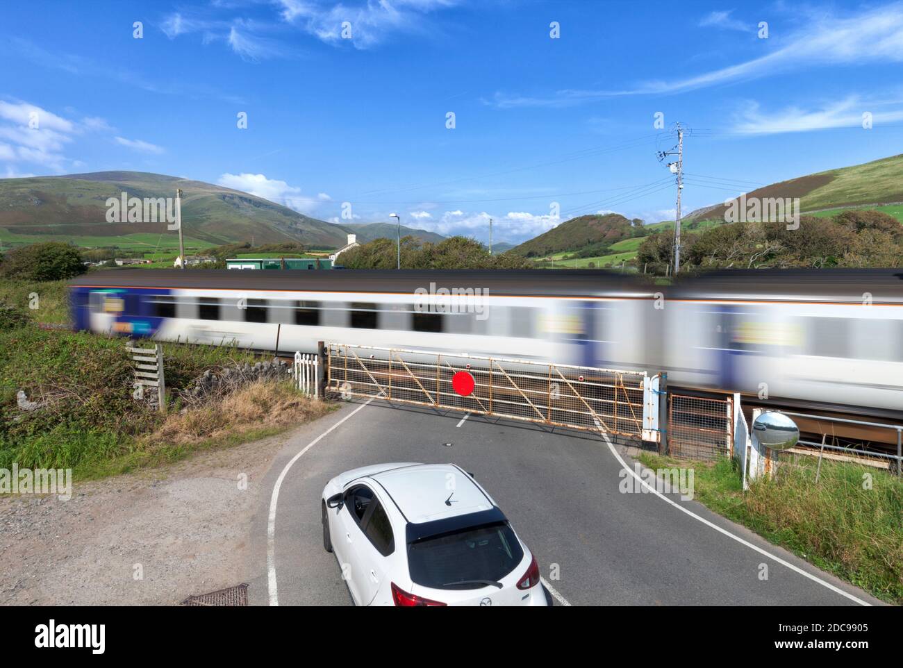 Gated crossing hi-res stock photography and images - Alamy