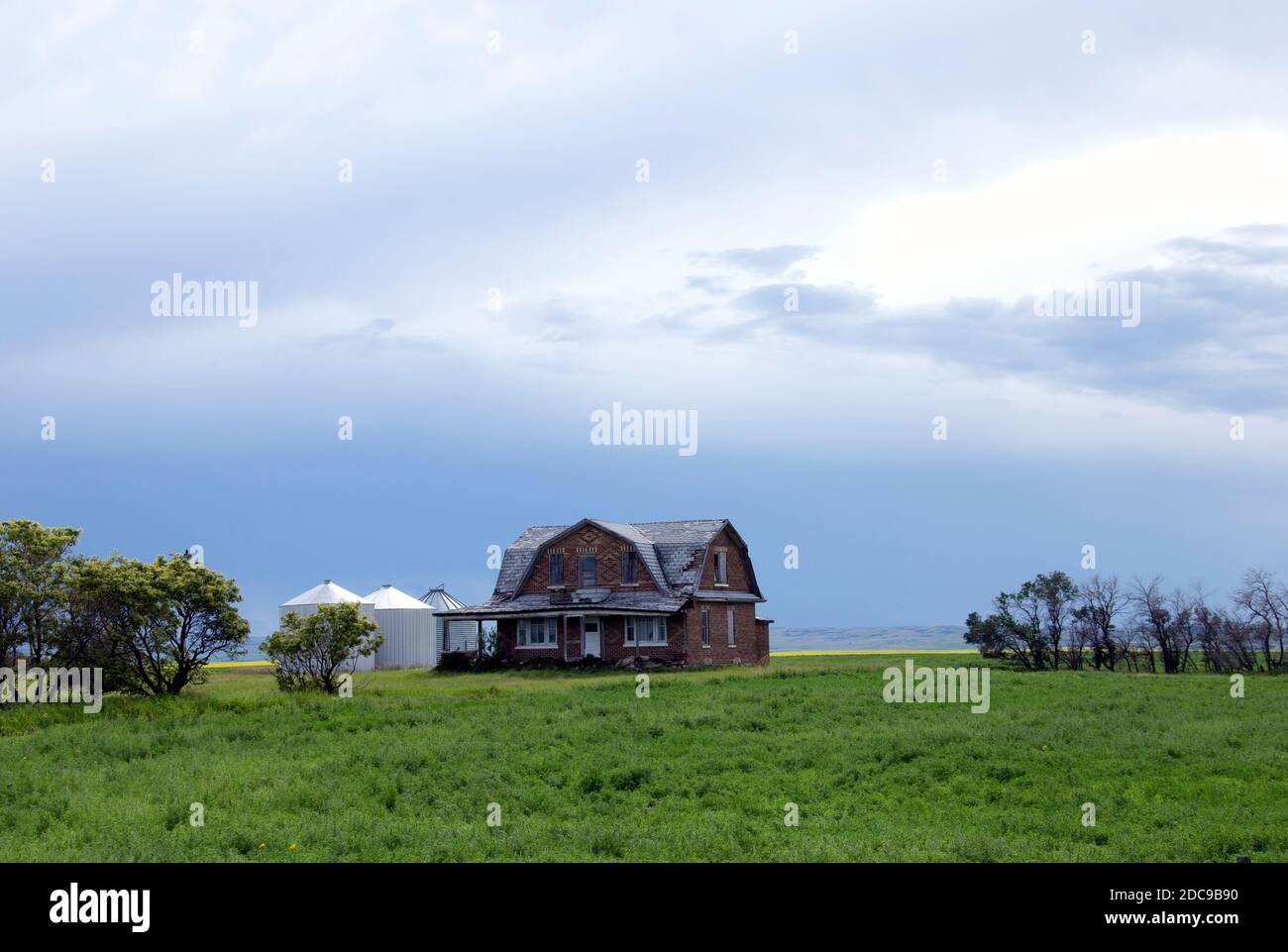 Prairie scene manitoba hi-res stock photography and images - Alamy