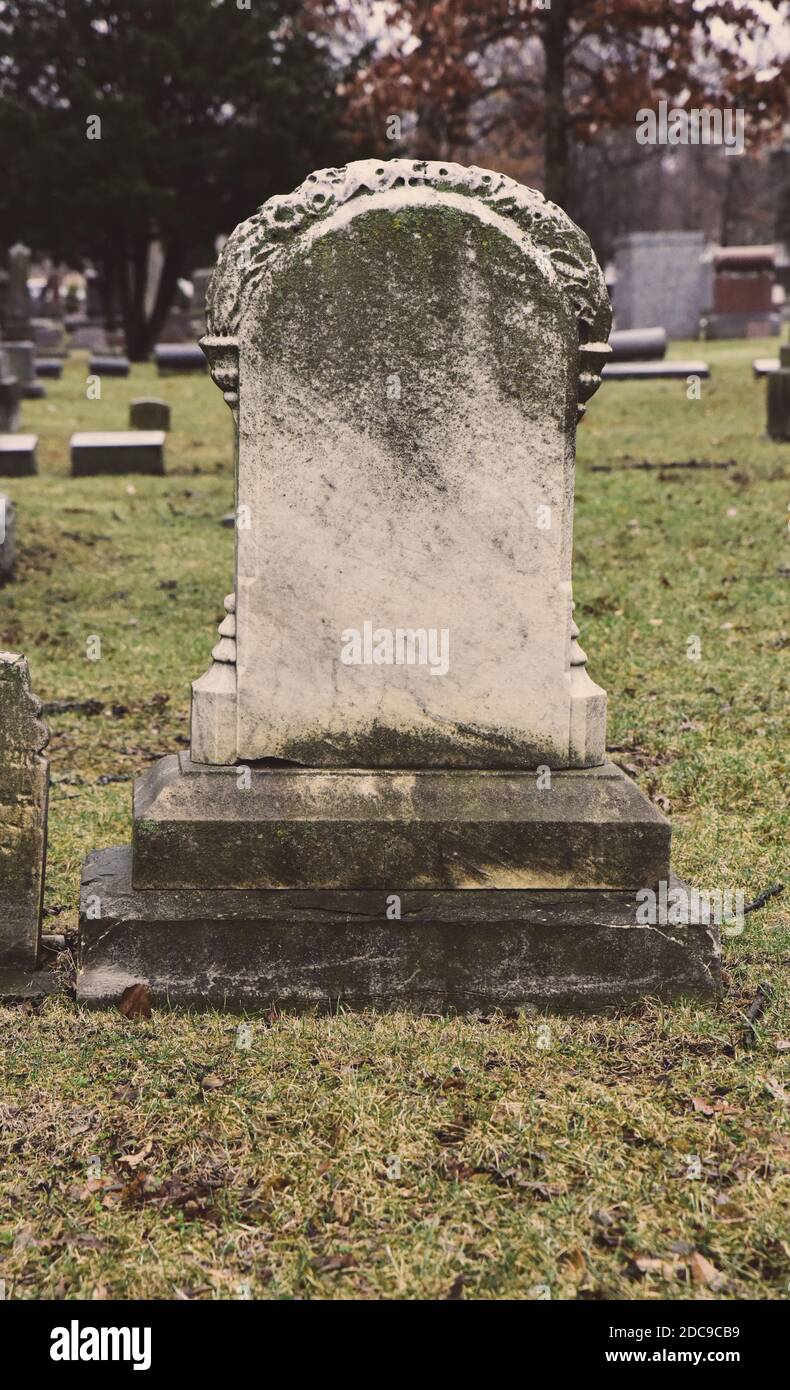 10 Photos Graves Funerals Photography Vintage Photo Found Photograph ...