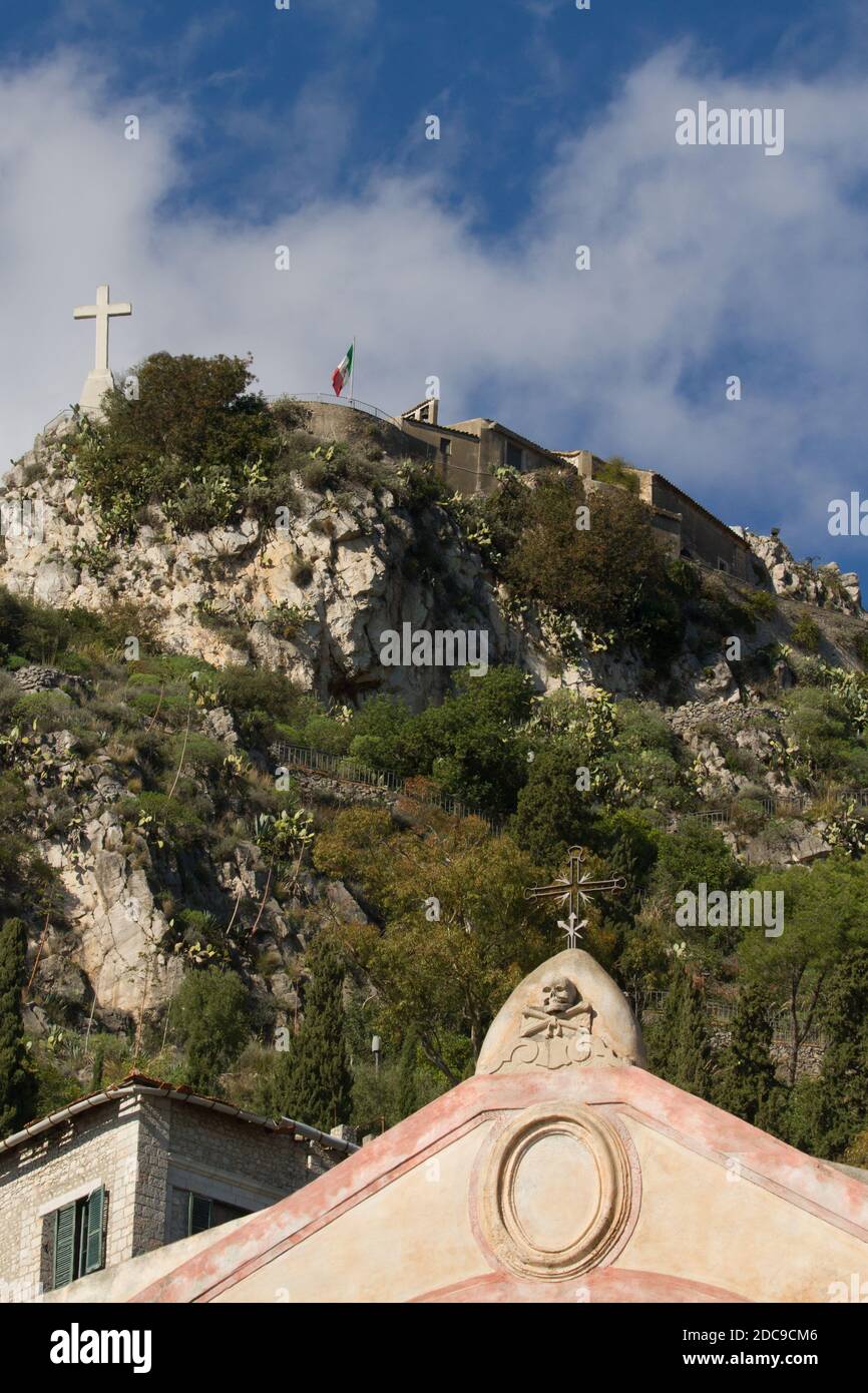 Christian cross over skull and crossbones hi-res stock photography and ...