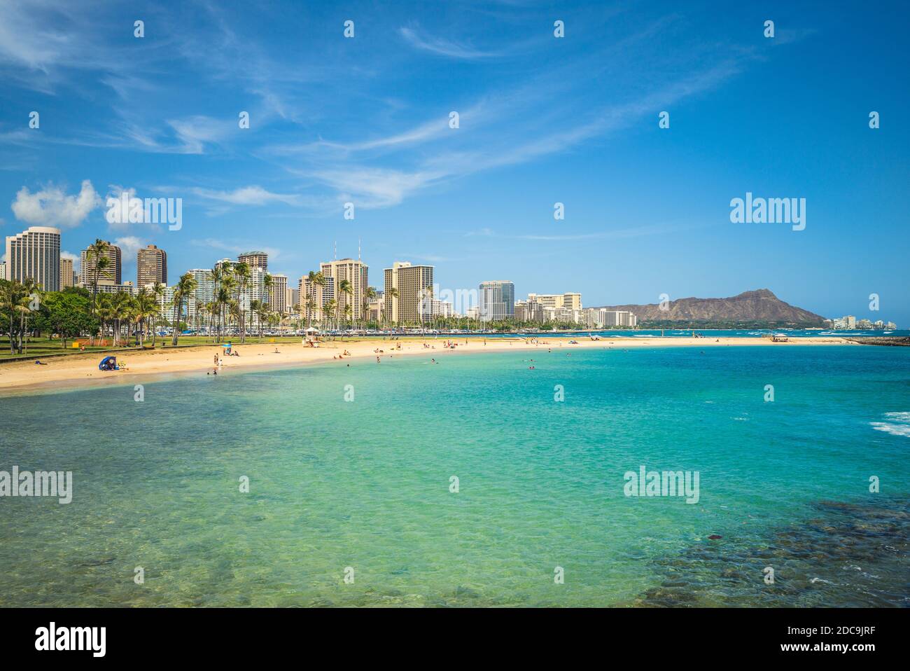 cityscape of honolulu in oahu island, hawaii, us Stock Photo - Alamy