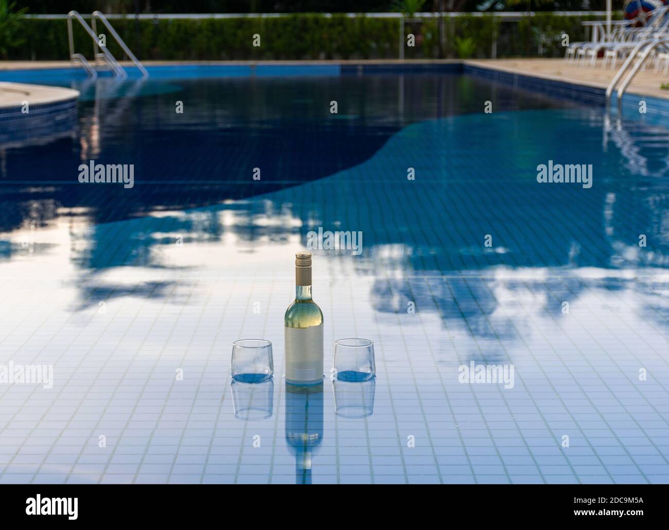Water bottle at side of pool hi-res stock photography and images - Alamy