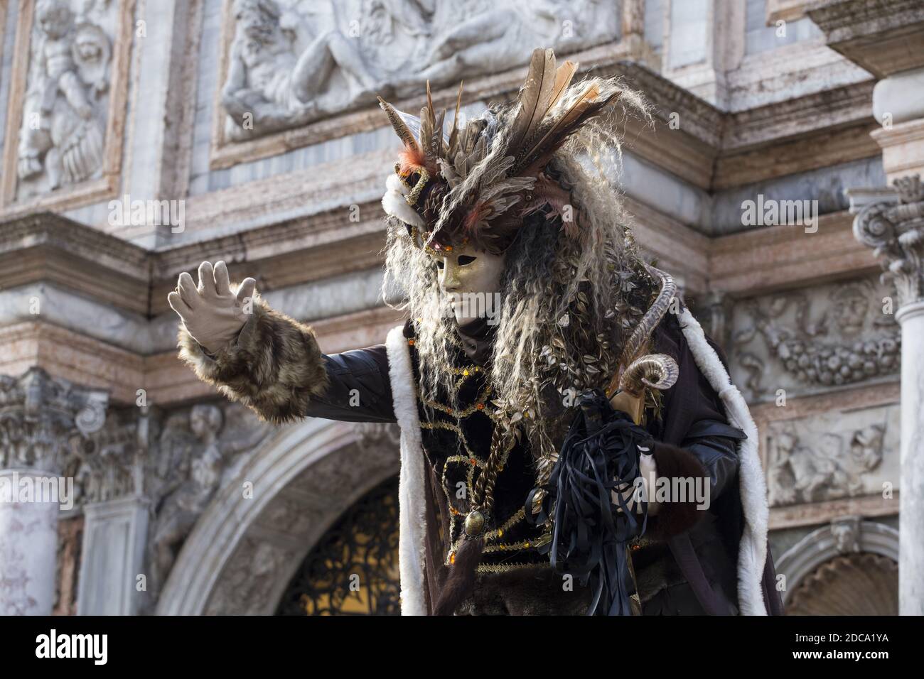 Venetian mask male masquerade mask hi-res stock photography and images ...