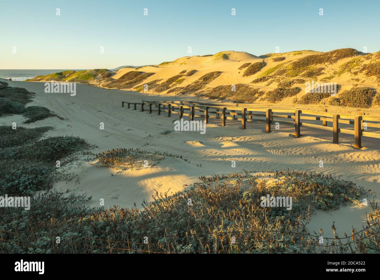 Sand costline hi-res stock photography and images - Alamy