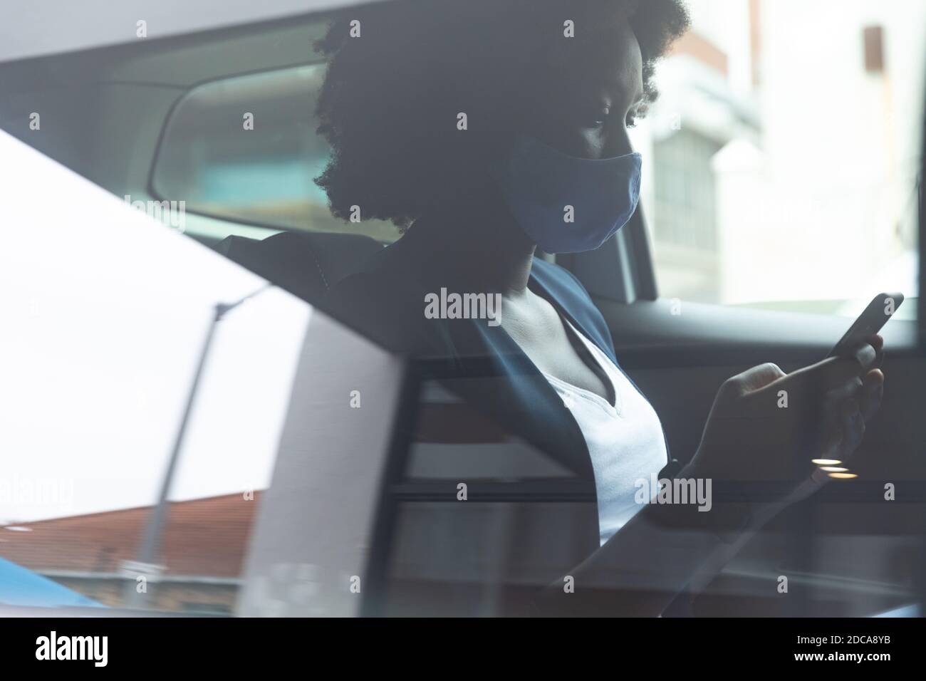 Woman face mask car hi-res stock photography and images - Alamy