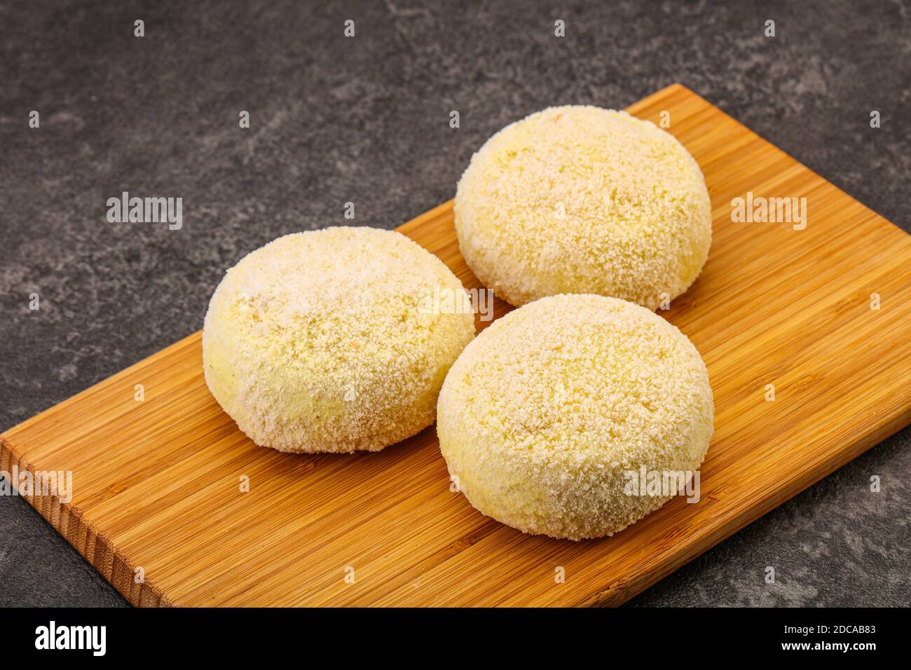 Raw potato zrazy - stuffed potato cutlet - for cooking Stock Photo - Alamy